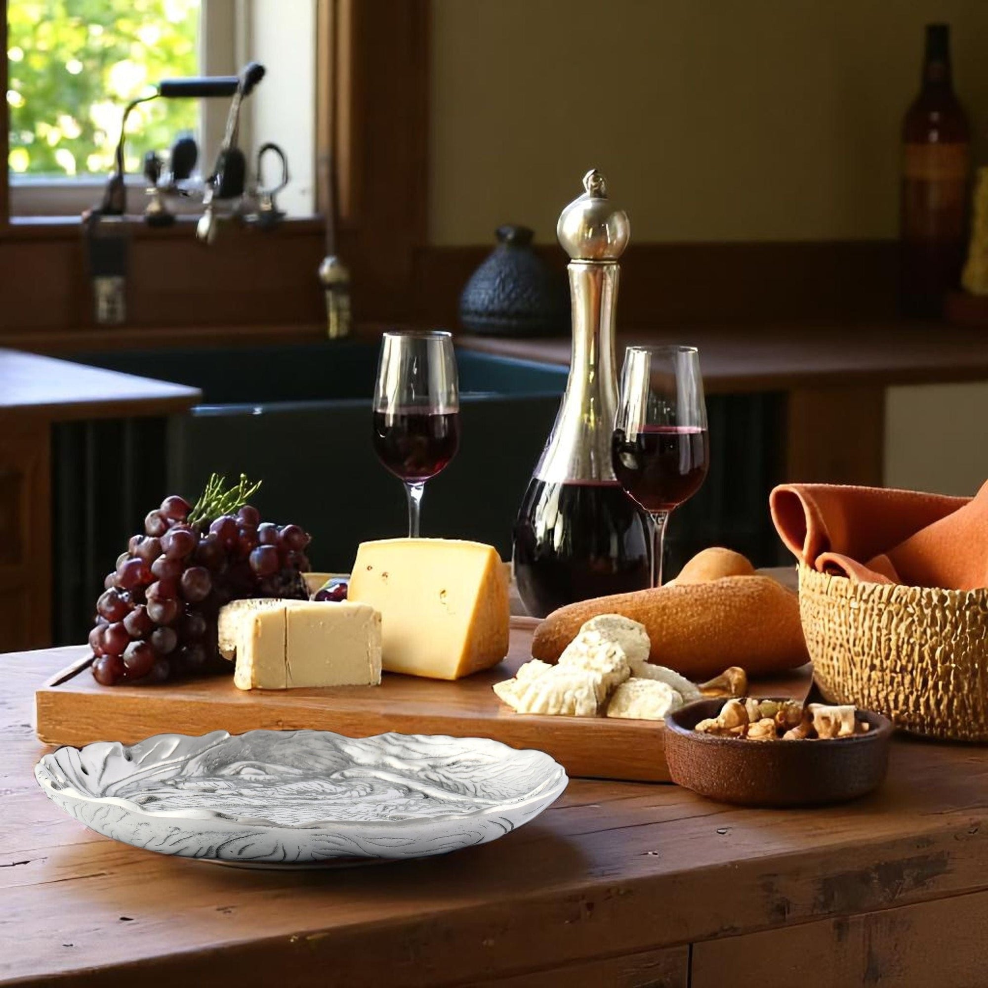 High-quality Rabbit Serving Plate Perfect for Birthday Celebrations ...