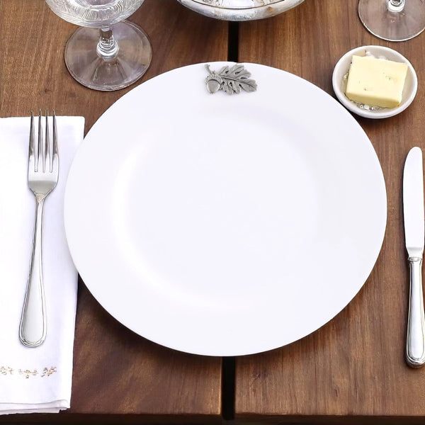 Elegant Oak Leaf-themed lunch plates: ideal for country-style lunch ...