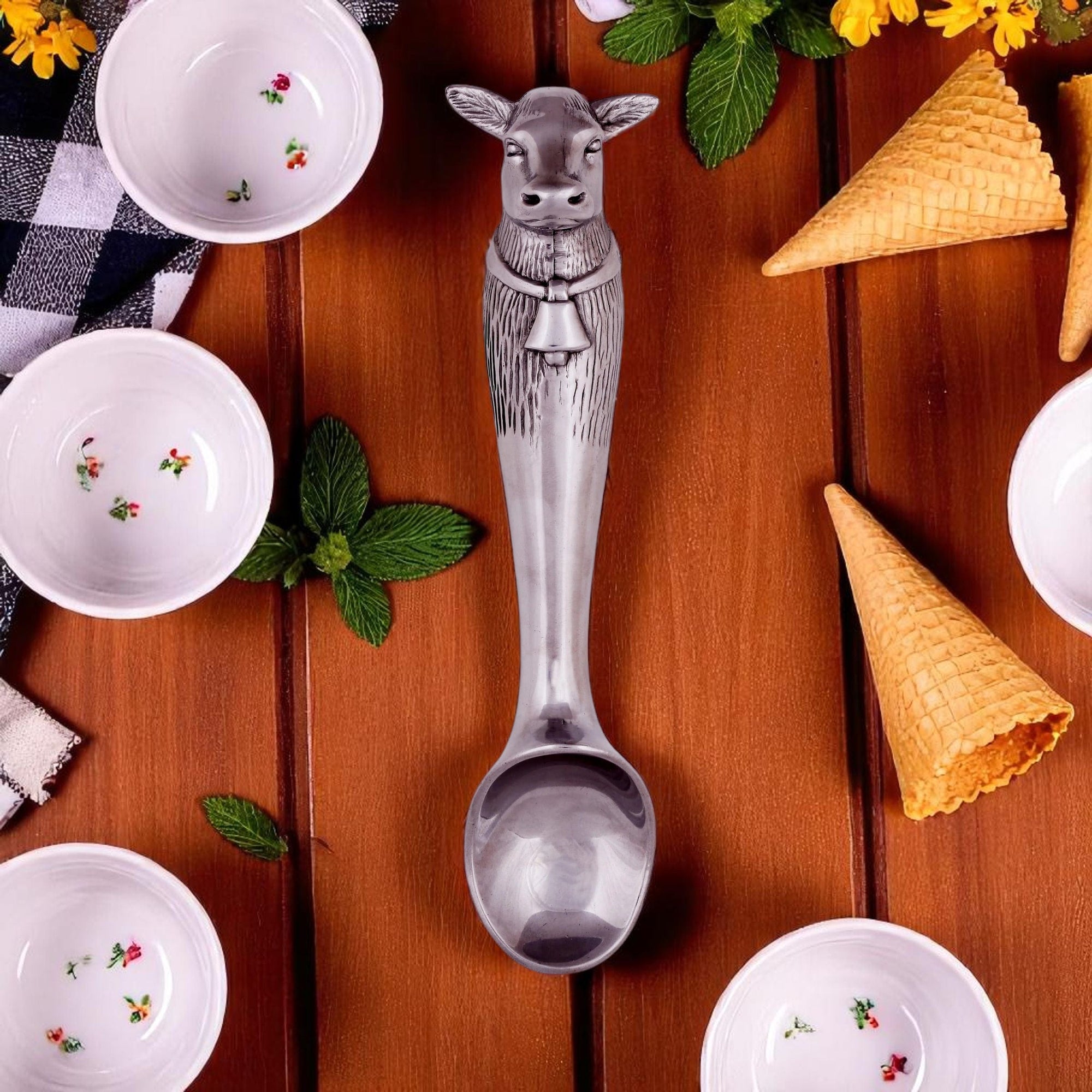 Perfect Birthday Gift for Western Theme Lovers: Arthur Court Cow Ice ...